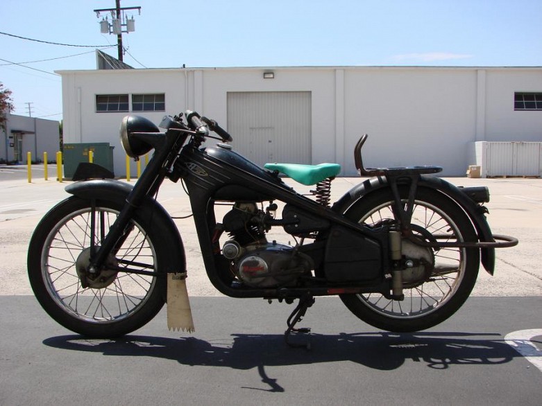 1953 Honda Dream 3E - RMD Motors
